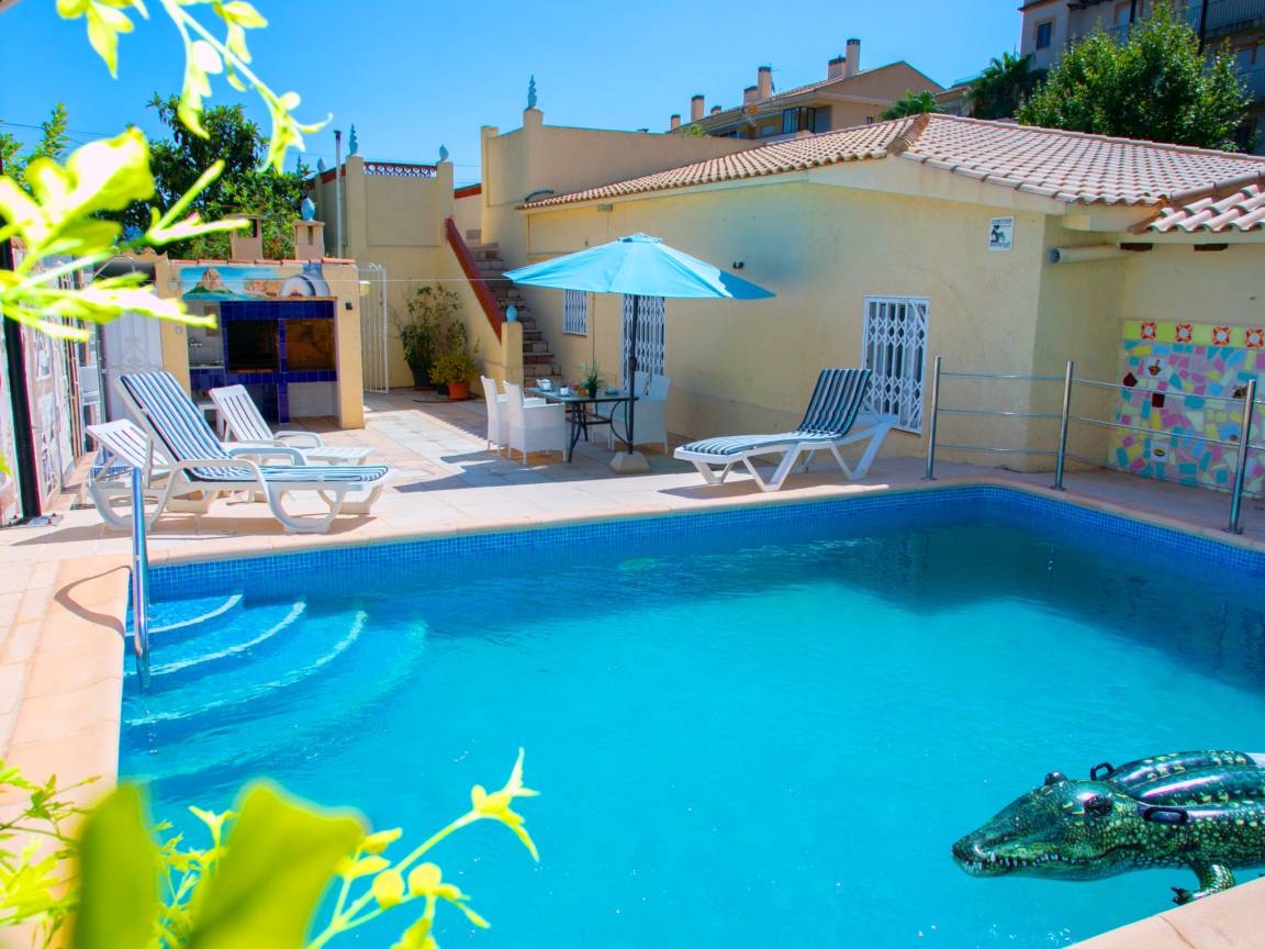 138 M² Maison De Vacances ∙ 3 Chambres ∙ 6 Personnes - Benidorm