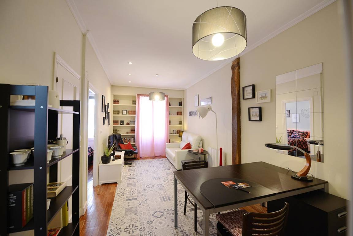 55 M² Apartment ∙ 1 Bedroom ∙ 2 Guests - Bilbao