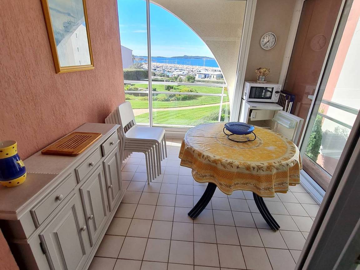 38 M² Apartment ∙ 2 Bedrooms ∙ 6 Guests - Six-Fours-les-Plages