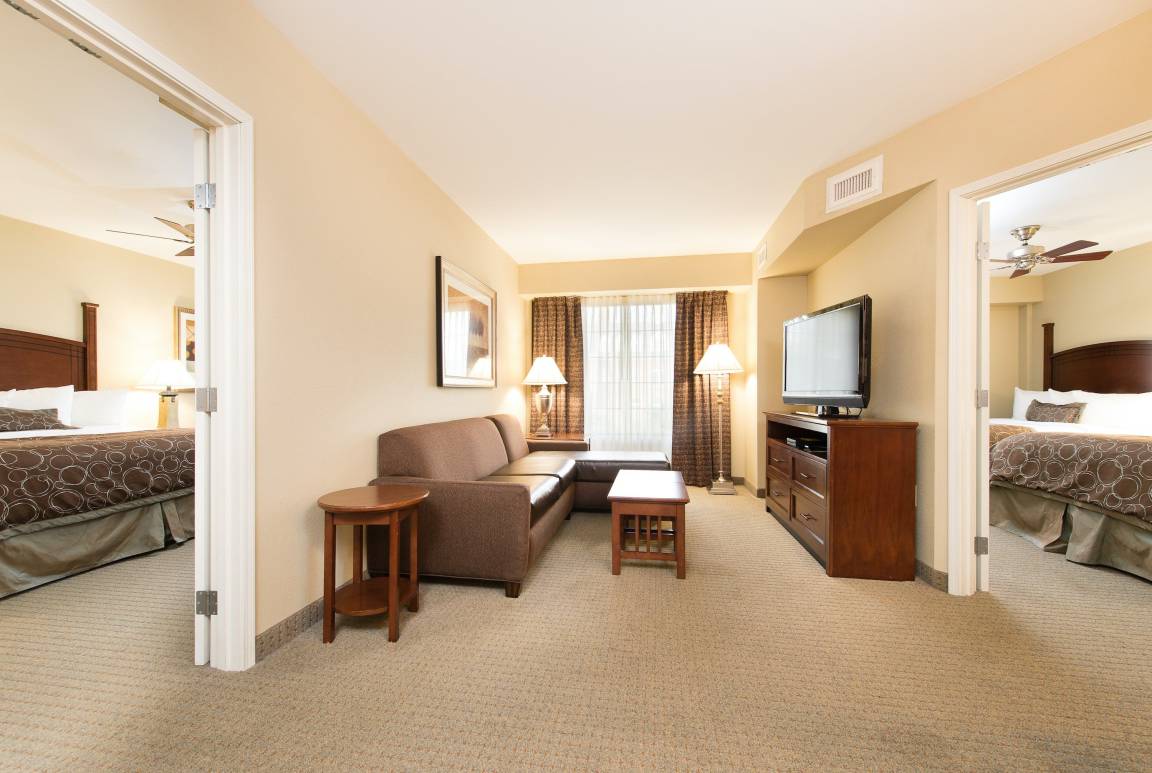 Condo ∙ 2 Bedrooms ∙ 8 Guests - Columbia, SC