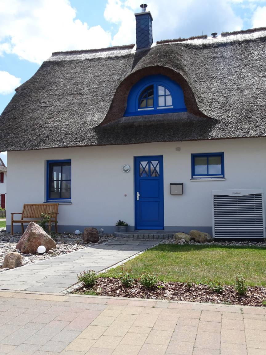 74 M² Talo ∙ 2 Makuuhuonetta ∙ 5 Vierasta - Zierow