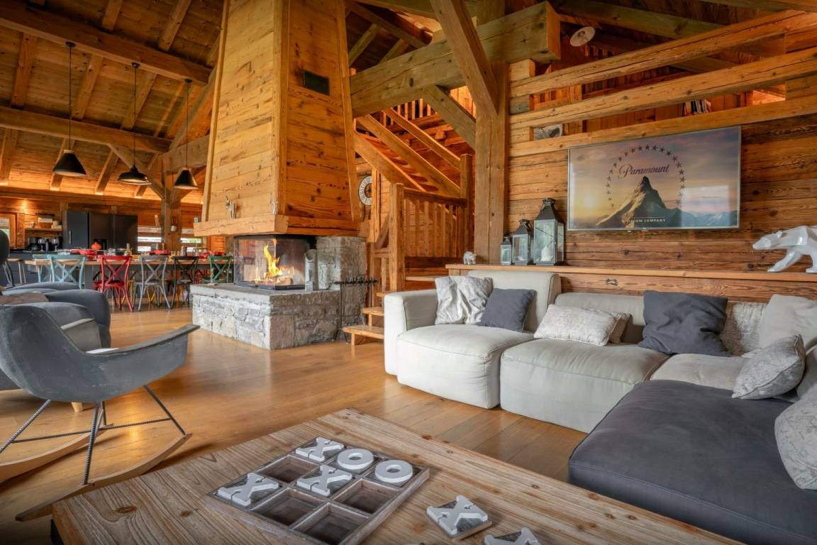 330 M² Chalet ∙ 6 Slaapkamers ∙ 15 Gasten - Manigod