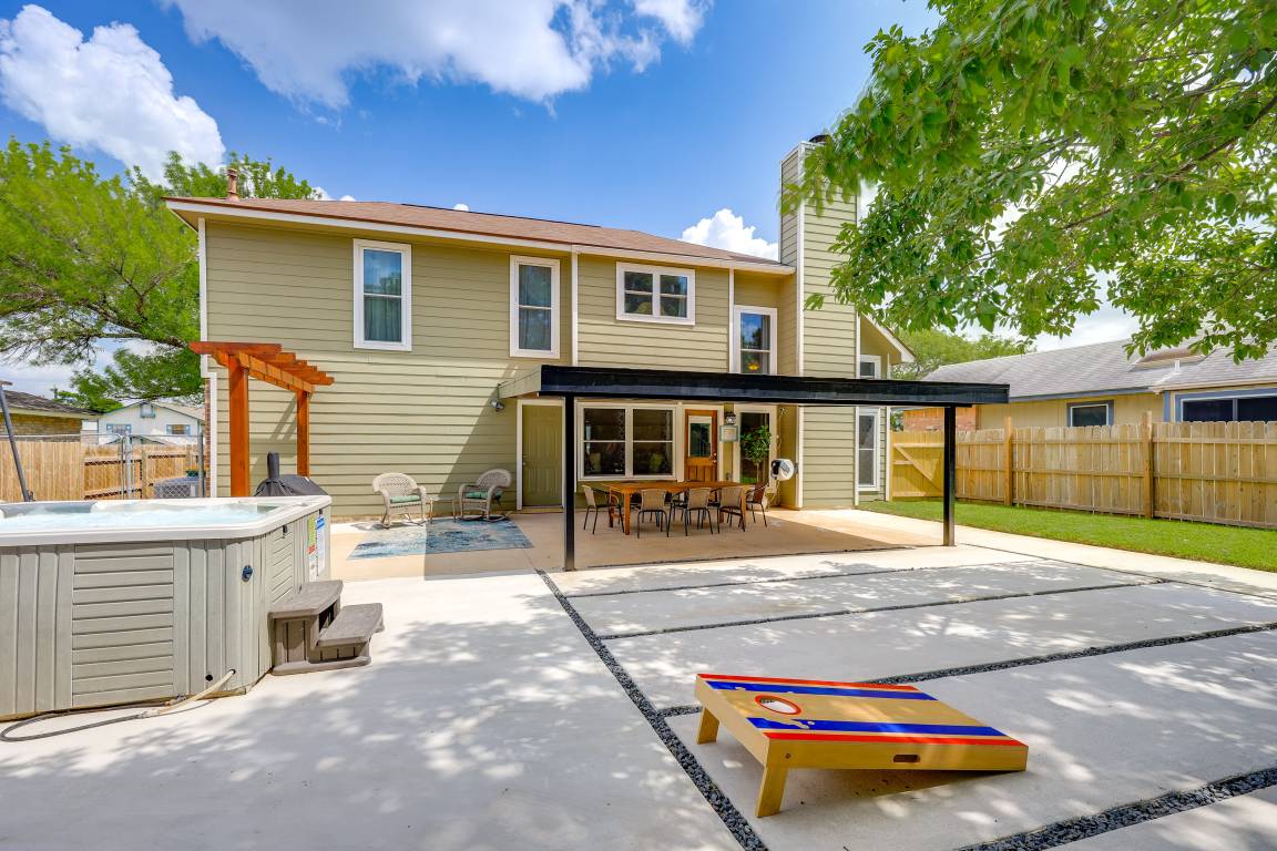 165 M² House ∙ 4 Bedrooms ∙ 12 Guests - Texas
