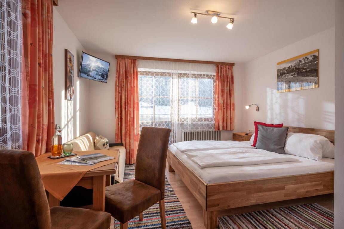 18 M² Hotel ∙ 1 Bedroom ∙ 2 Guests - Walchsee