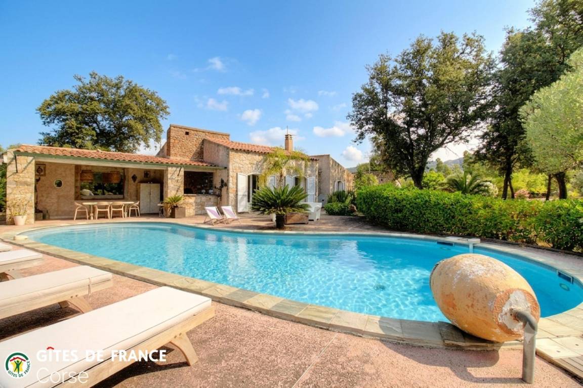 140 M² Gîte ∙ 3 Bedrooms ∙ 6 Guests - Calvi