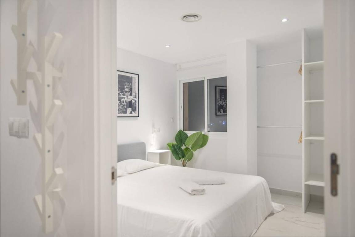 100 M² Apartamento ∙ 3 Habitaciones ∙ 6 Huéspedes - Mijas