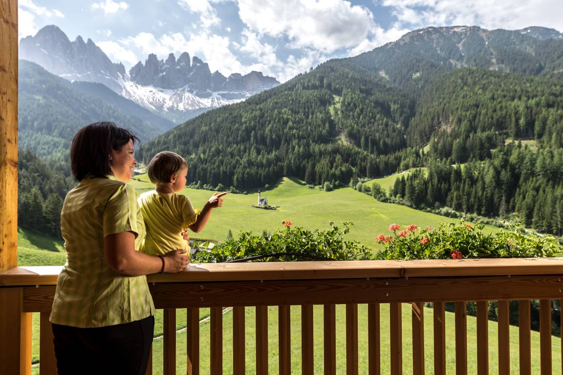 65 M² Farmhouse ∙ 2 Bedrooms ∙ 5 Guests - Urtijëi