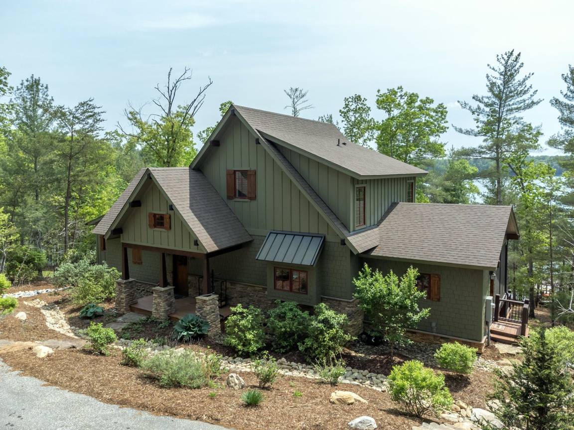 297 M² House ∙ 4 Bedrooms ∙ 8 Guests - Lake James State Park, Nebo