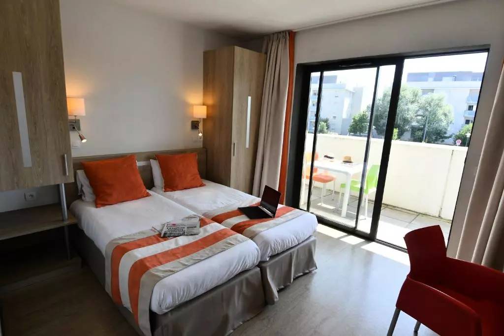 23 M² Studio Flat ∙ 1 Bedroom ∙ 2 Guests - Bordeaux Mérignac Airport (BOD)