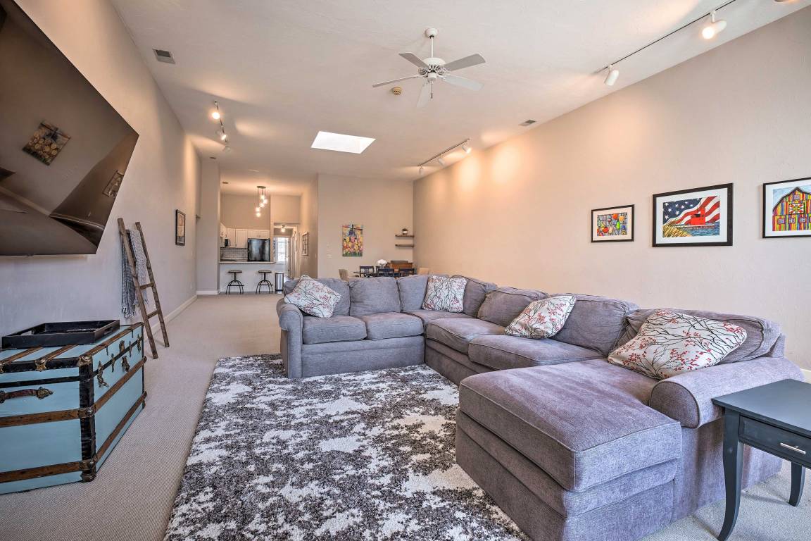157 M² Apartment ∙ 3 Bedrooms ∙ 6 Guests - Holland, MI