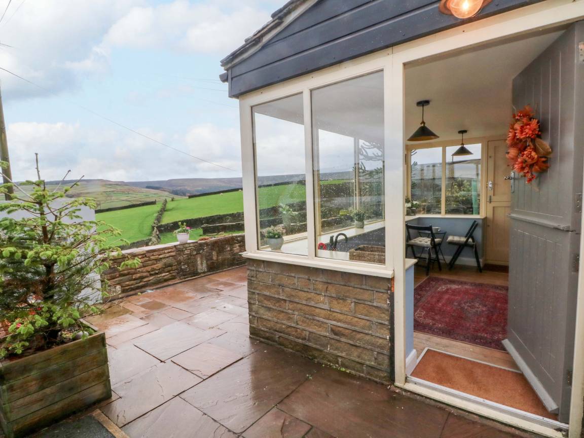 Cottage ∙ 4 Bedrooms ∙ 7 Guests - Holmfirth