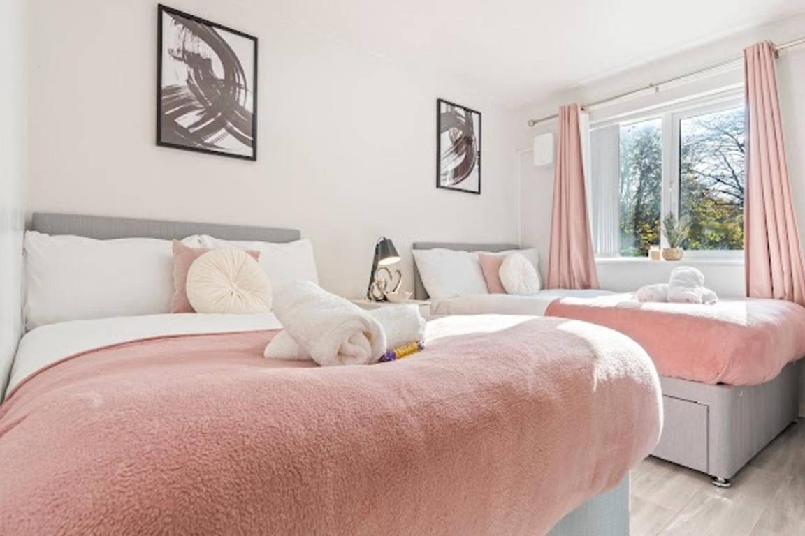 55 M² Apartment ∙ 1 Bedroom ∙ 2 Guests - Birmingham Airport (BHX)