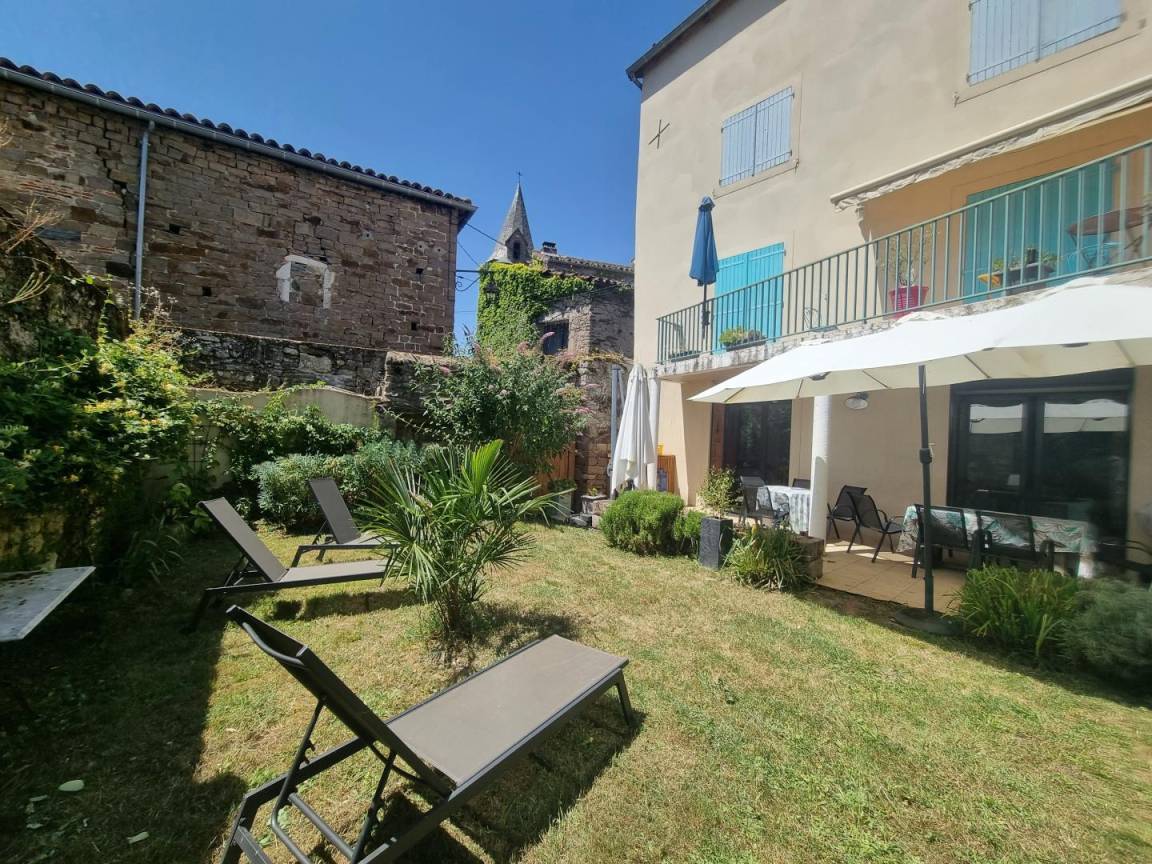 200 M² Gîte ∙ 5 Chambres ∙ 10 Personnes - Tarn