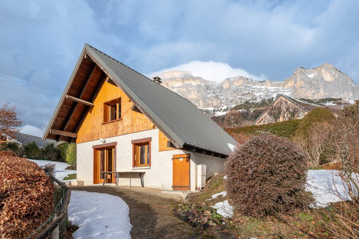 75 M² Chalet ∙ 3 Bedrooms ∙ 8 Guests - Grenoble