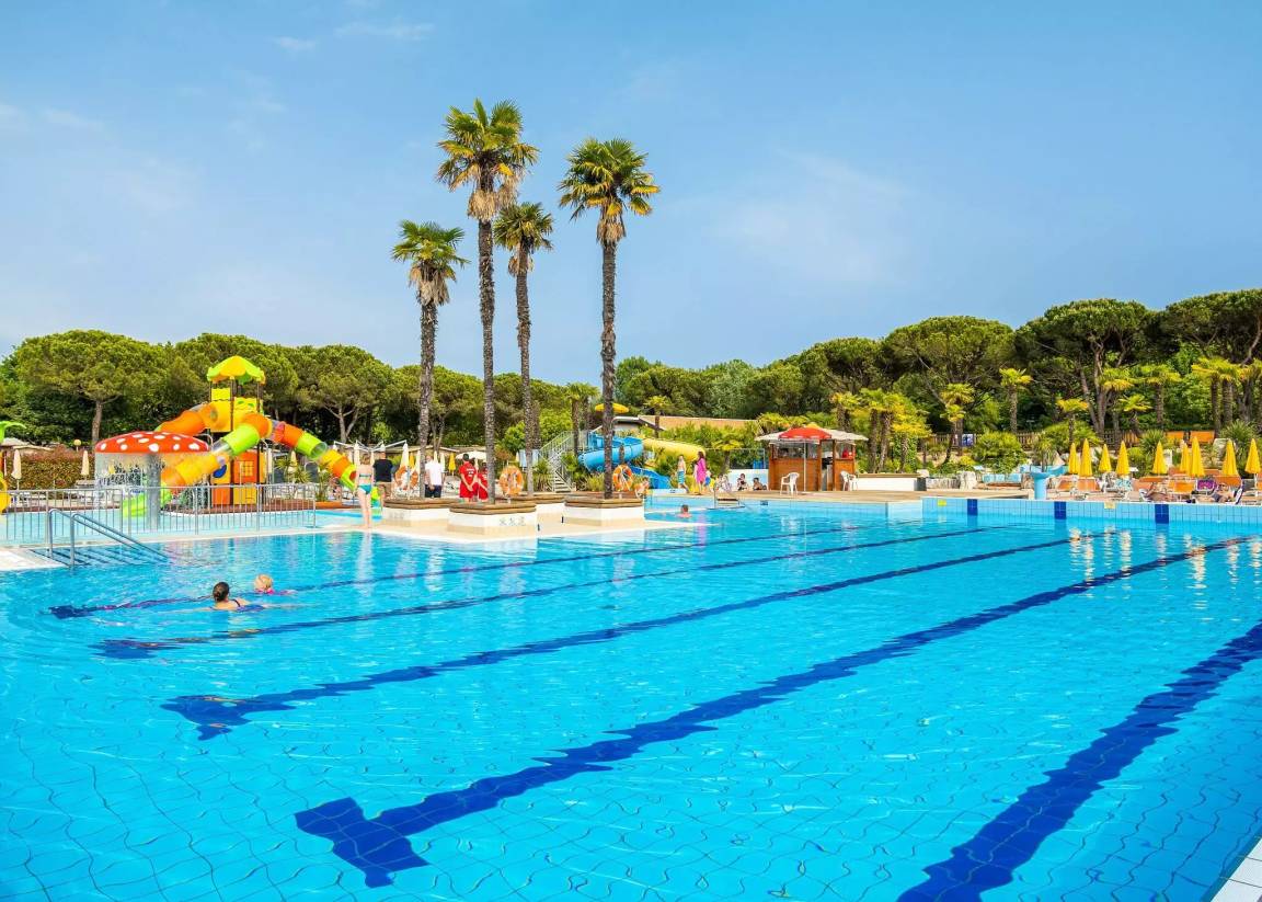 24 M² Mobil-home ∙ 2 Chambres ∙ 4 Personnes - Caorle