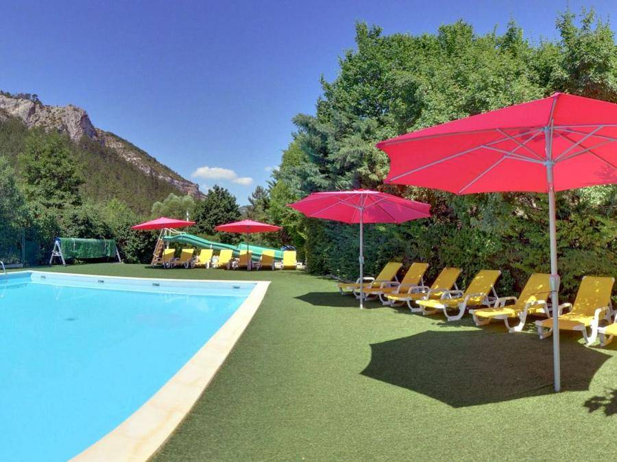 16 M² Tent ∙ 2 Bedrooms ∙ 4 Guests - Serres