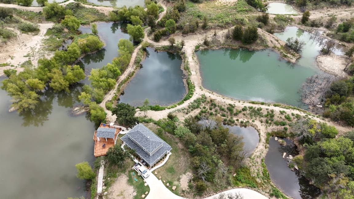 167 M² House ∙ 3 Bedrooms ∙ 8 Guests - Lake Bridgeport, Bridgeport