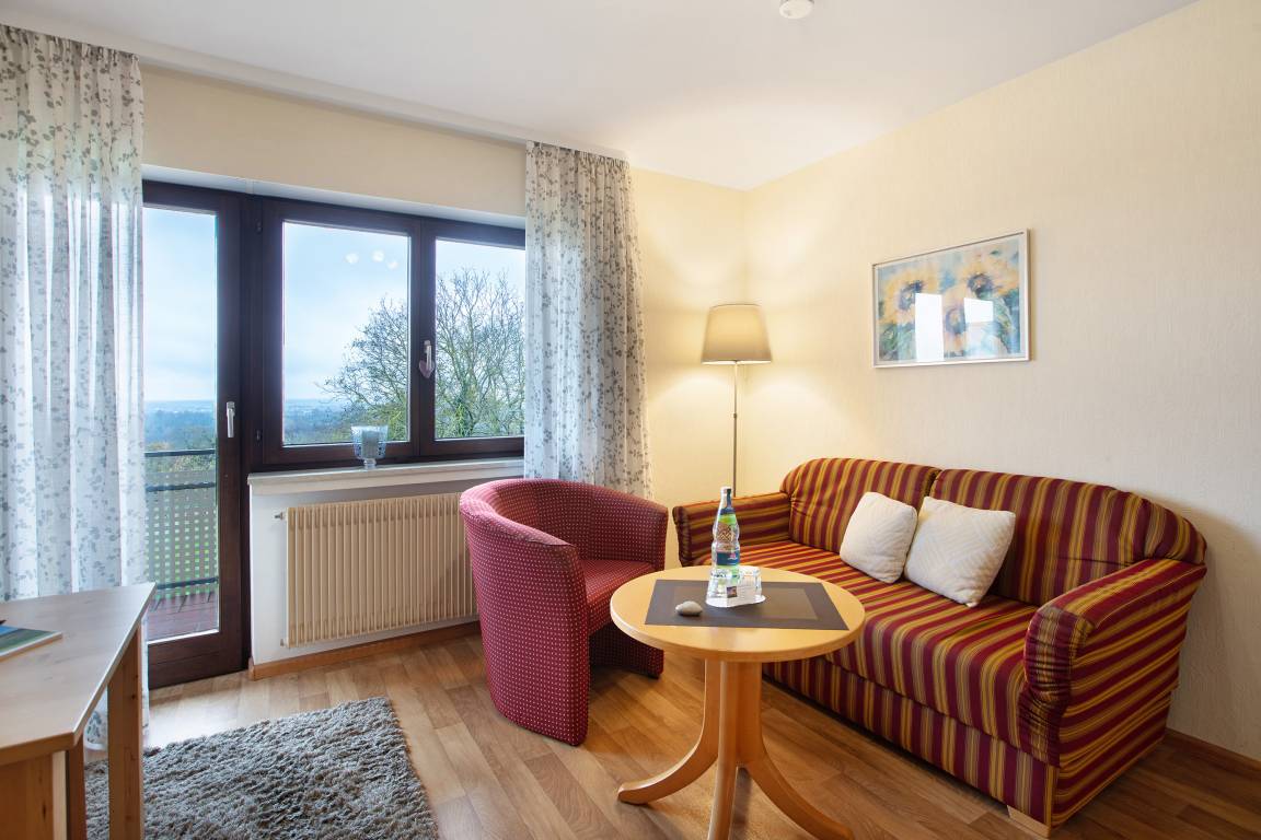 38 M² Ferienwohnung ∙ 1 Schlafzimmer ∙ 2 Gäste - Bad Bellingen