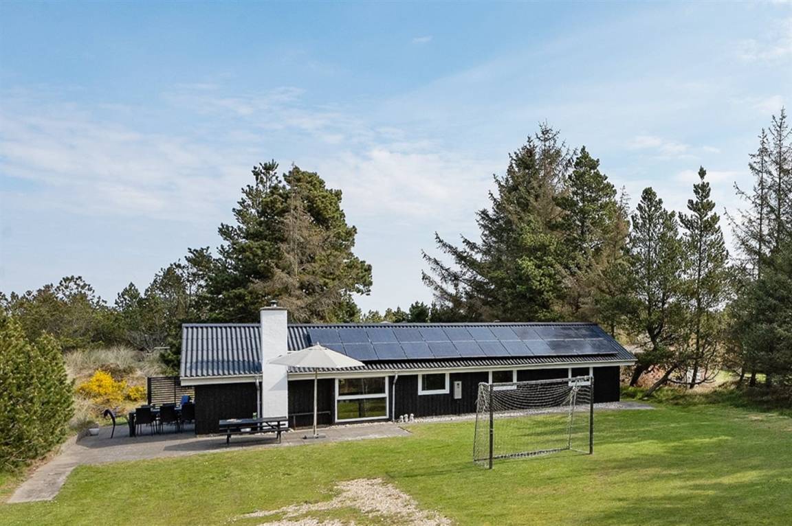 122 M² Ferienhaus ∙ 4 Schlafzimmer ∙ 8 Gäste - Blåvand