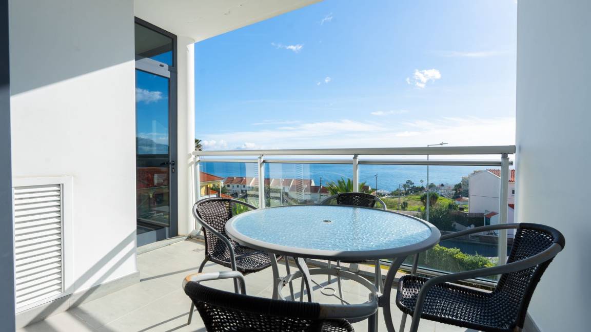82 M² Appartement ∙ 1 Chambre ∙ 2 Personnes - Madeira