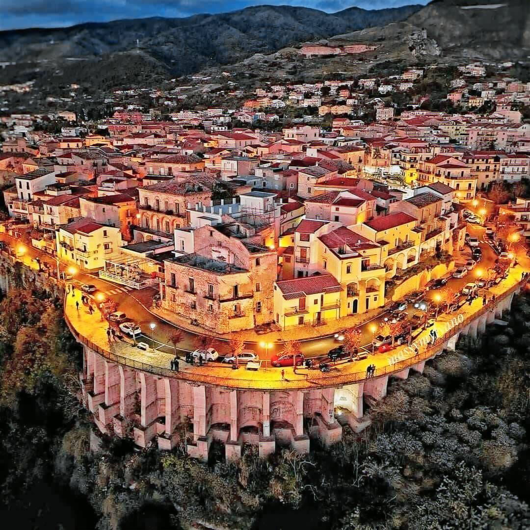 100 M² Apartment ∙ 2 Bedrooms ∙ 5 Guests - San Lucido