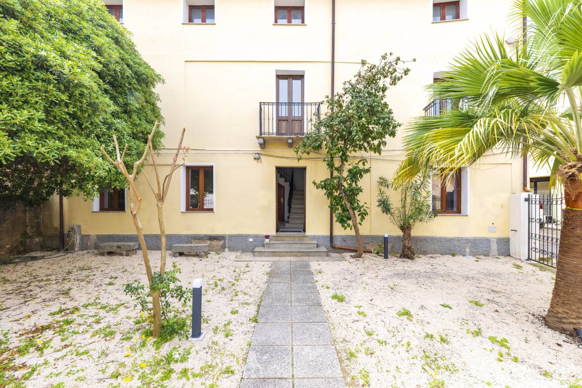 100 M² Apartment ∙ 2 Bedrooms ∙ 6 Guests - Girasole