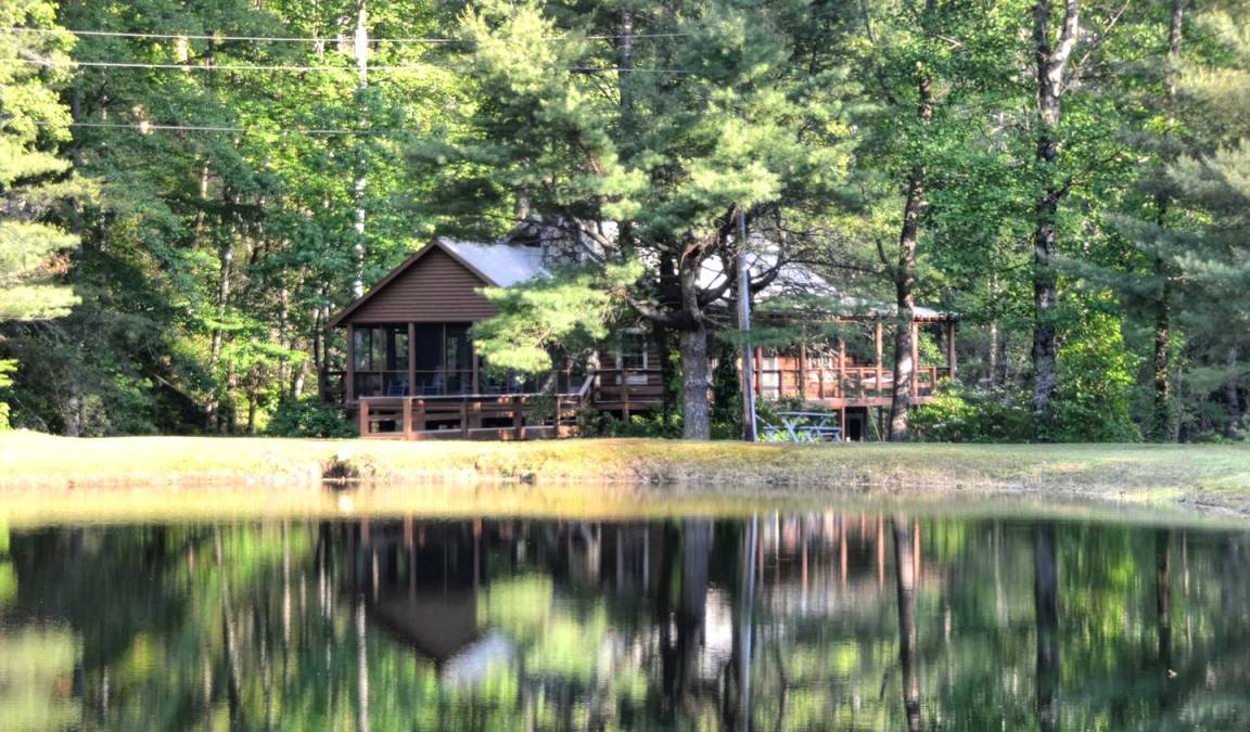 House ∙ 3 Bedrooms ∙ 7 Guests - Cherokee North Carolina, Cherokee