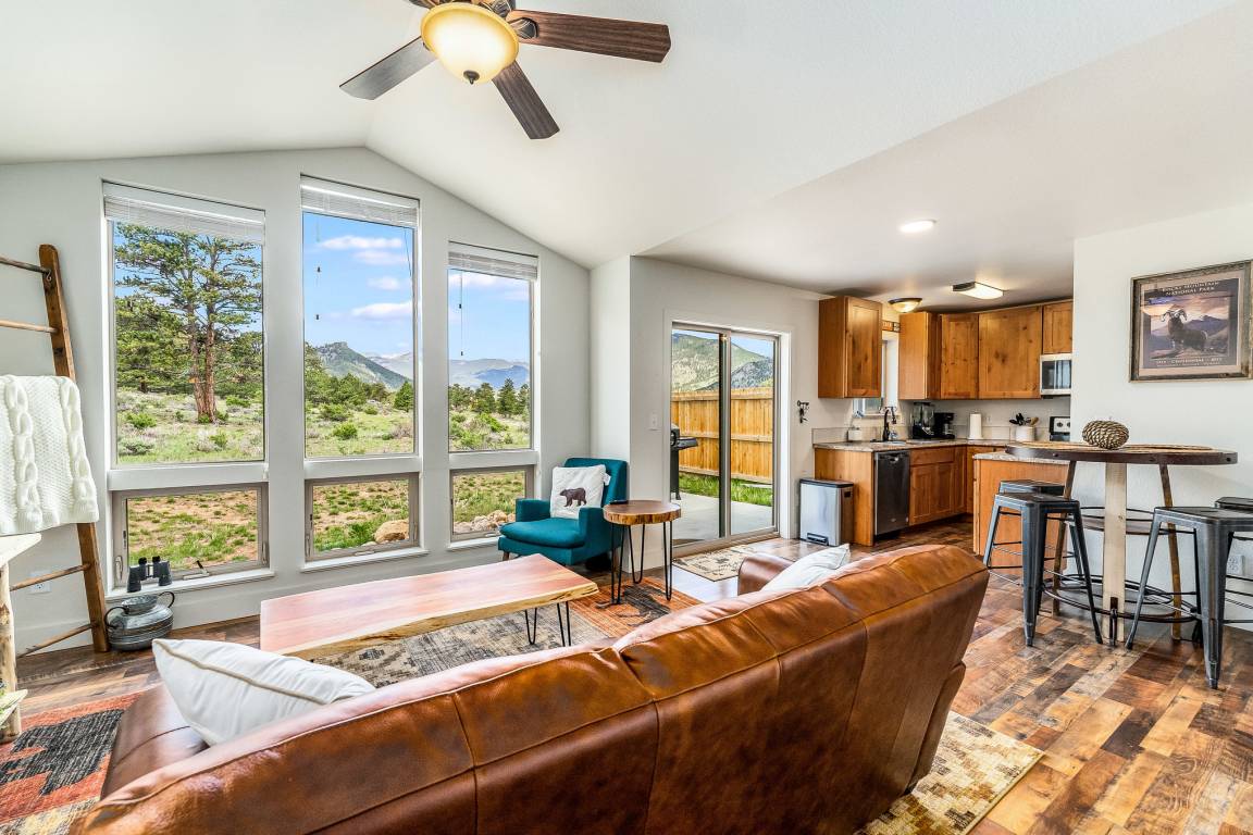72 M² Condo ∙ 2 Bedrooms ∙ 4 Guests - Estes Park, CO