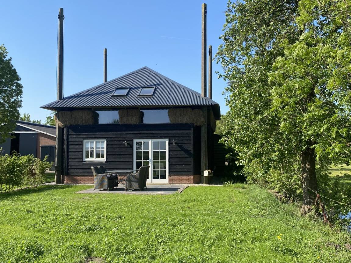 80 M² House ∙ 2 Bedrooms ∙ 4 Guests - Zeist