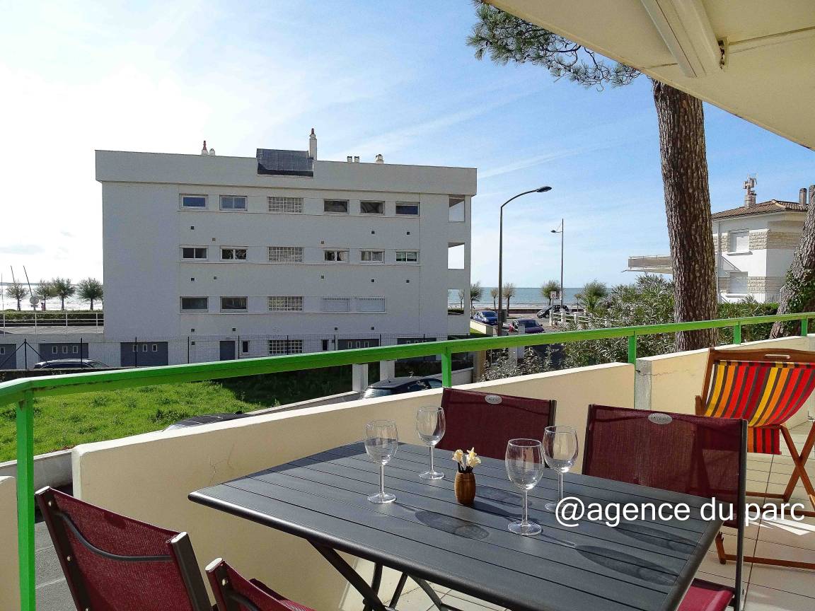 60 M² Appartement ∙ 2 Chambres ∙ 4 Personnes - Royan