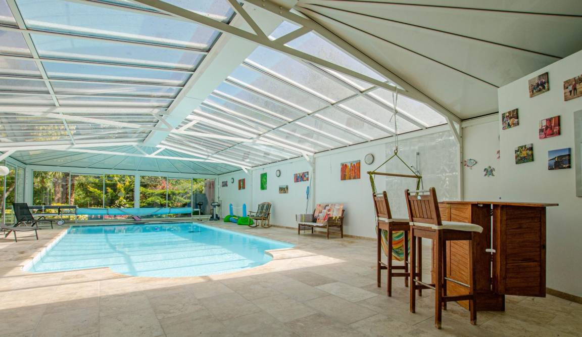 480 M² Mökki ∙ 6 Makuuhuonetta ∙ 12 Vierasta - Romilly-sur-Seine