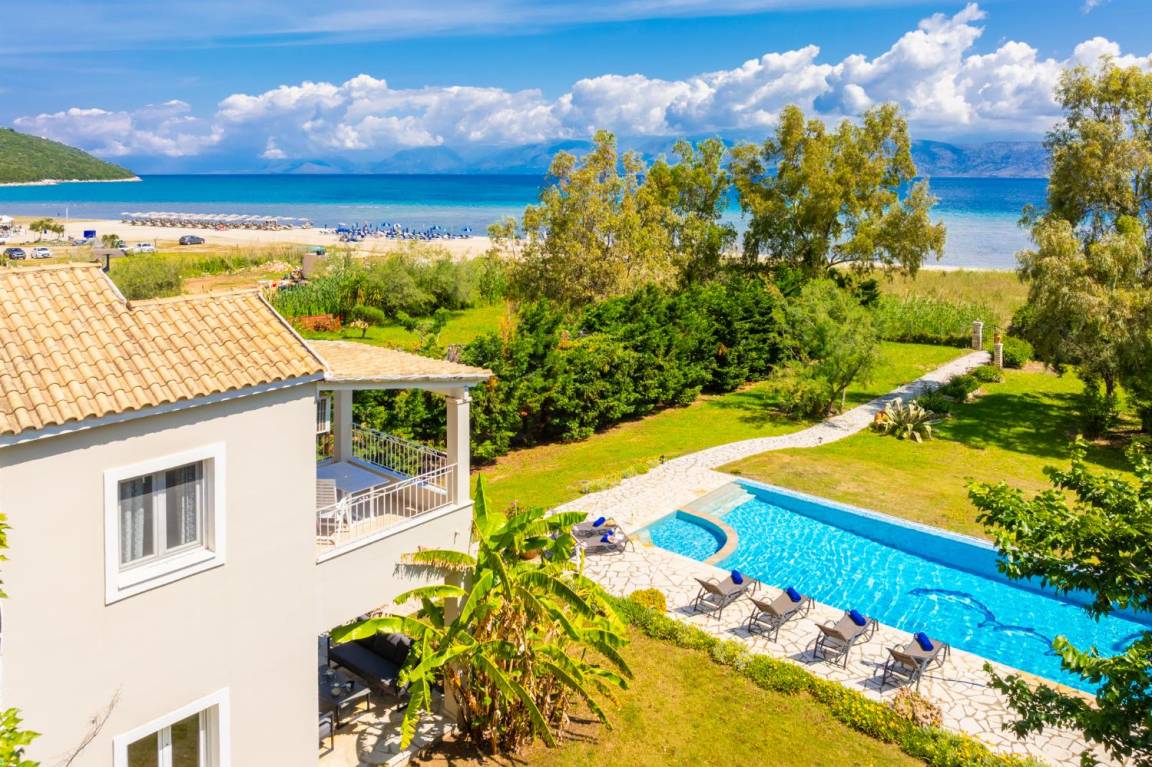 225 M² Villa ∙ 4 Chambres ∙ 9 Personnes - Kassiopi