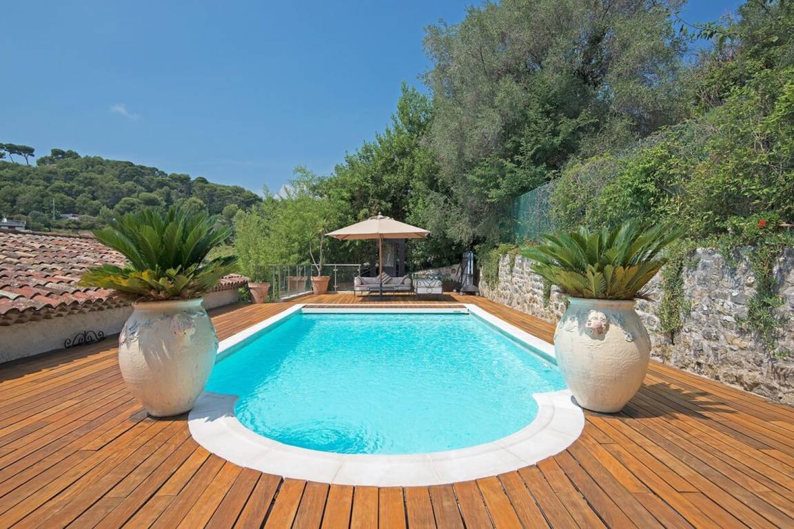 Maison De Vacances ∙ 6 Chambres ∙ 12 Personnes - La Roquette-sur-Siagne