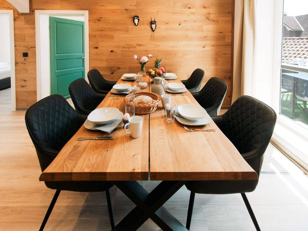 70 M² Ferienwohnung ∙ 2 Schlafzimmer ∙ 6 Gäste - Elend