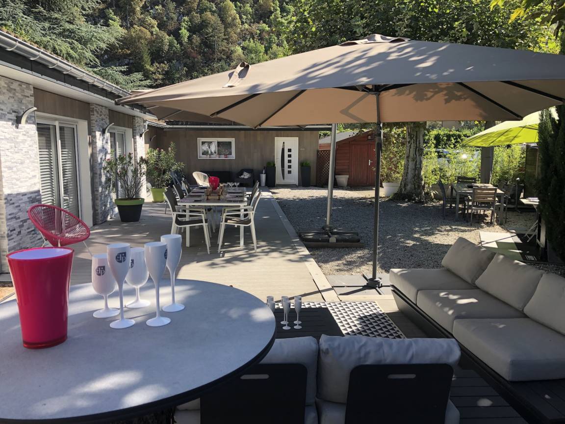 140 M² Huis ∙ 3 Slaapkamers ∙ 6 Gasten - Doussard