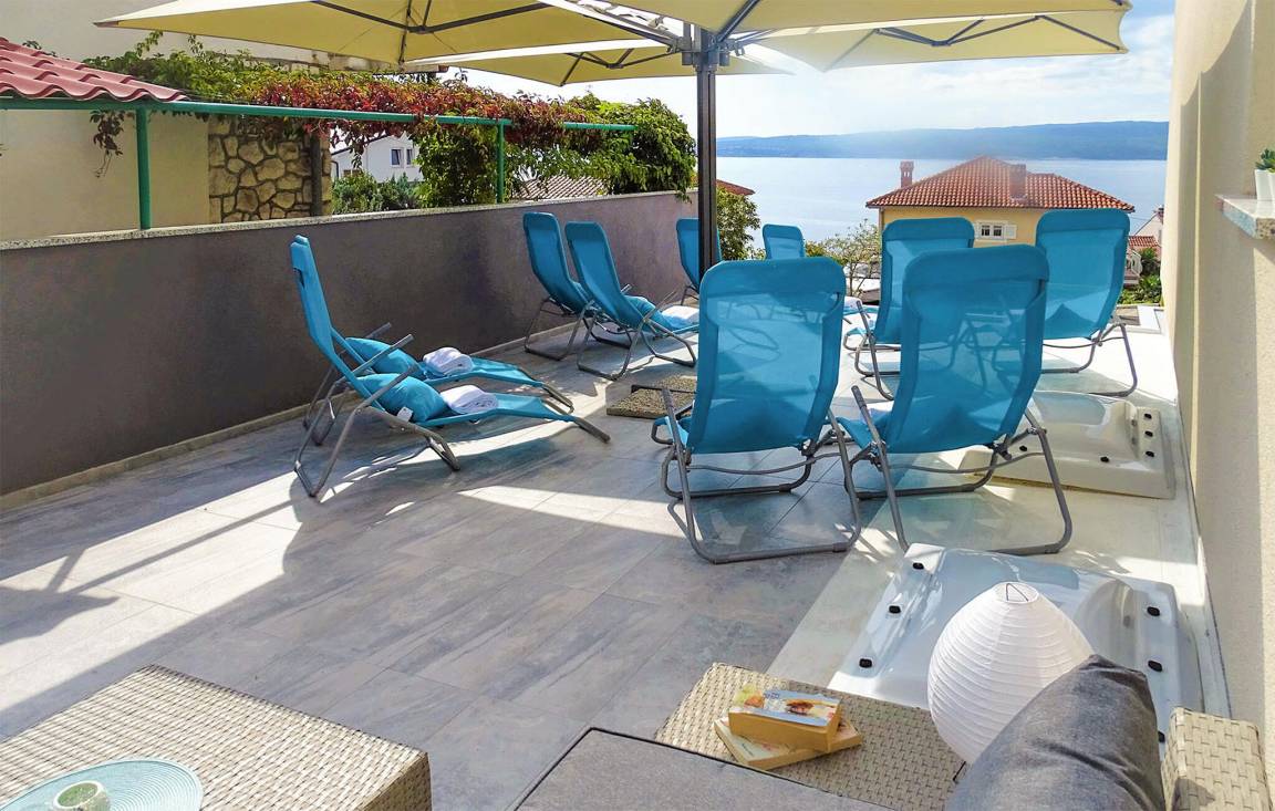 98 M² Apartment ∙ 3 Bedrooms ∙ 6 Guests - Jadranovo