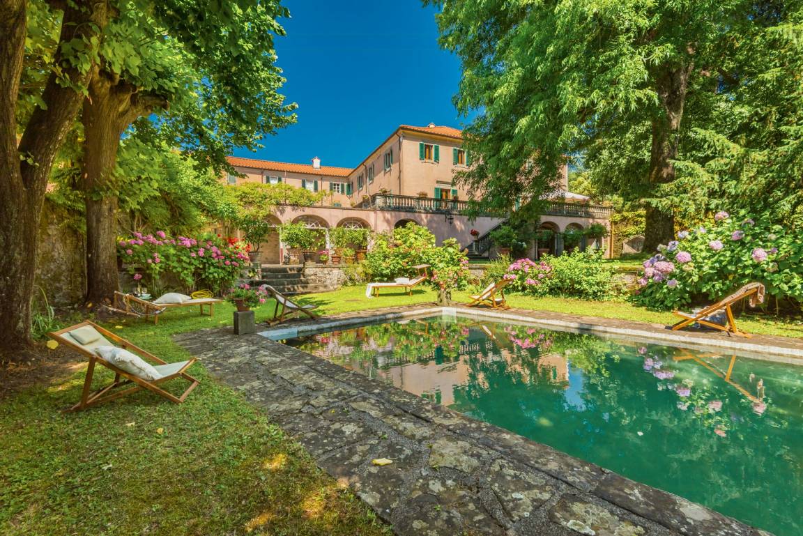 500 M² Casa Vacanza ∙ 6 Camere Da Letto ∙ 9 Ospiti - Pontremoli