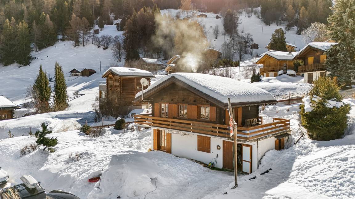 117 M² Chalet ∙ 3 Chambres ∙ 6 Personnes - Suisse