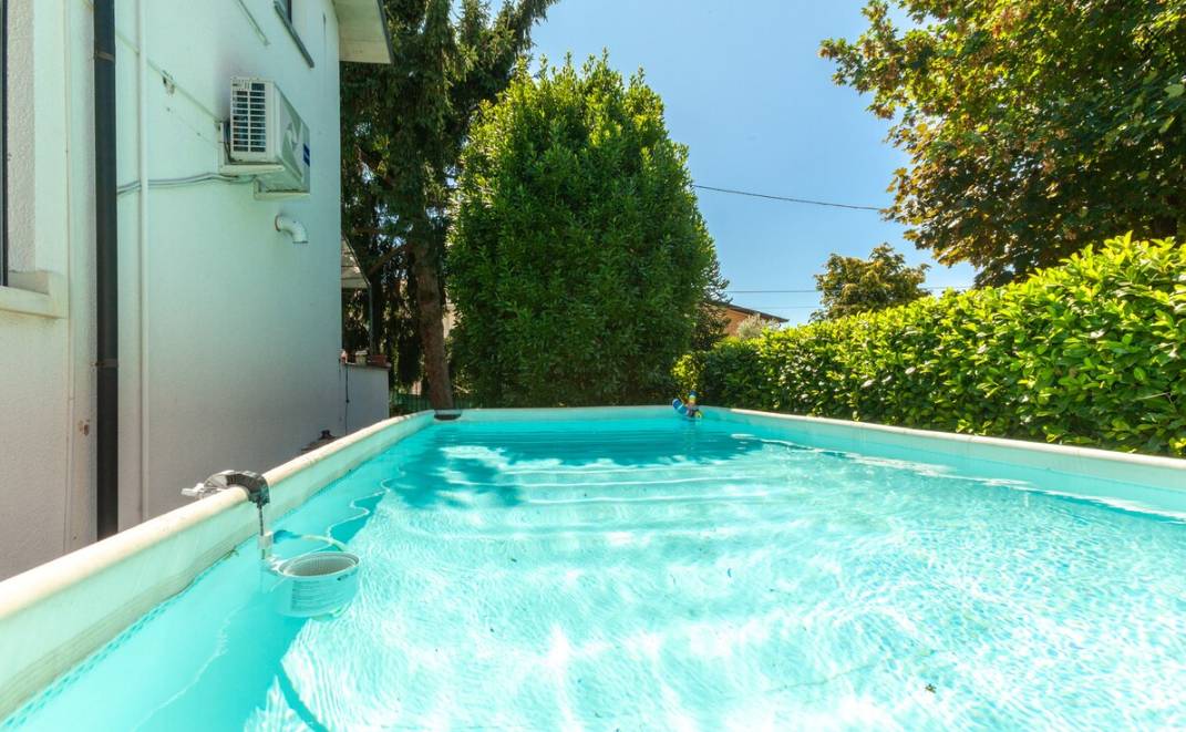 100 M² Apartment ∙ 1 Bedroom ∙ 4 Guests - Como