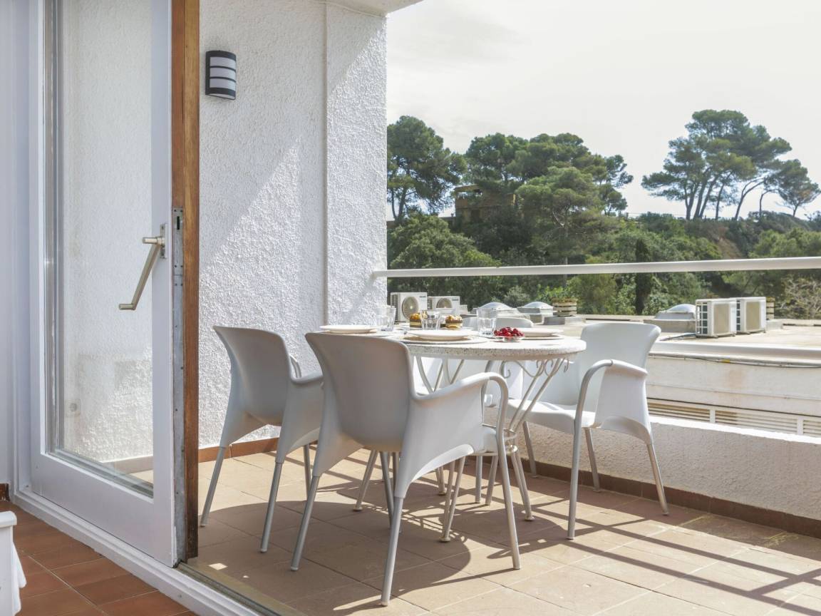 87 M² Huoneisto ∙ 3 Makuuhuonetta ∙ 5 Vierasta - Tossa de Mar