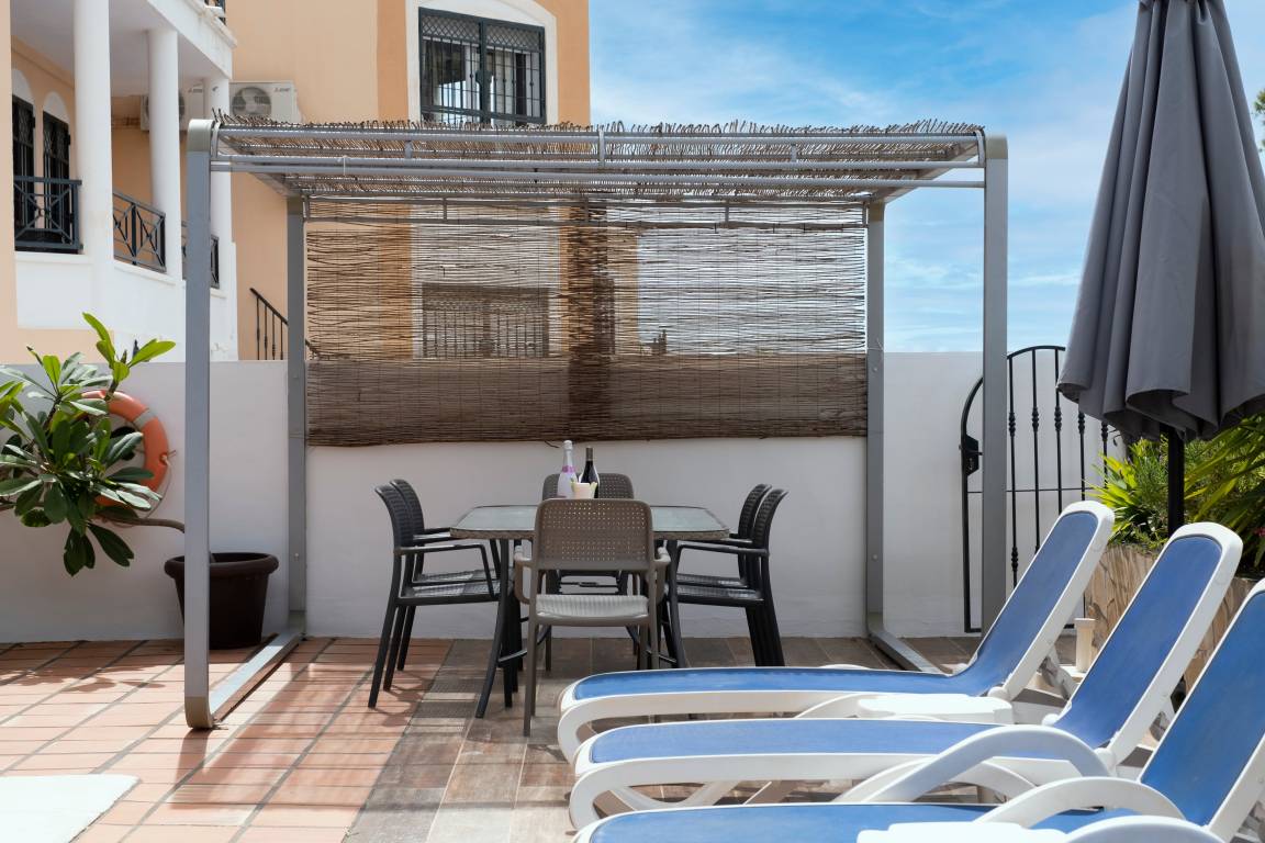 180 M² Villa ∙ 3 Bedrooms ∙ 6 Guests - Nerja