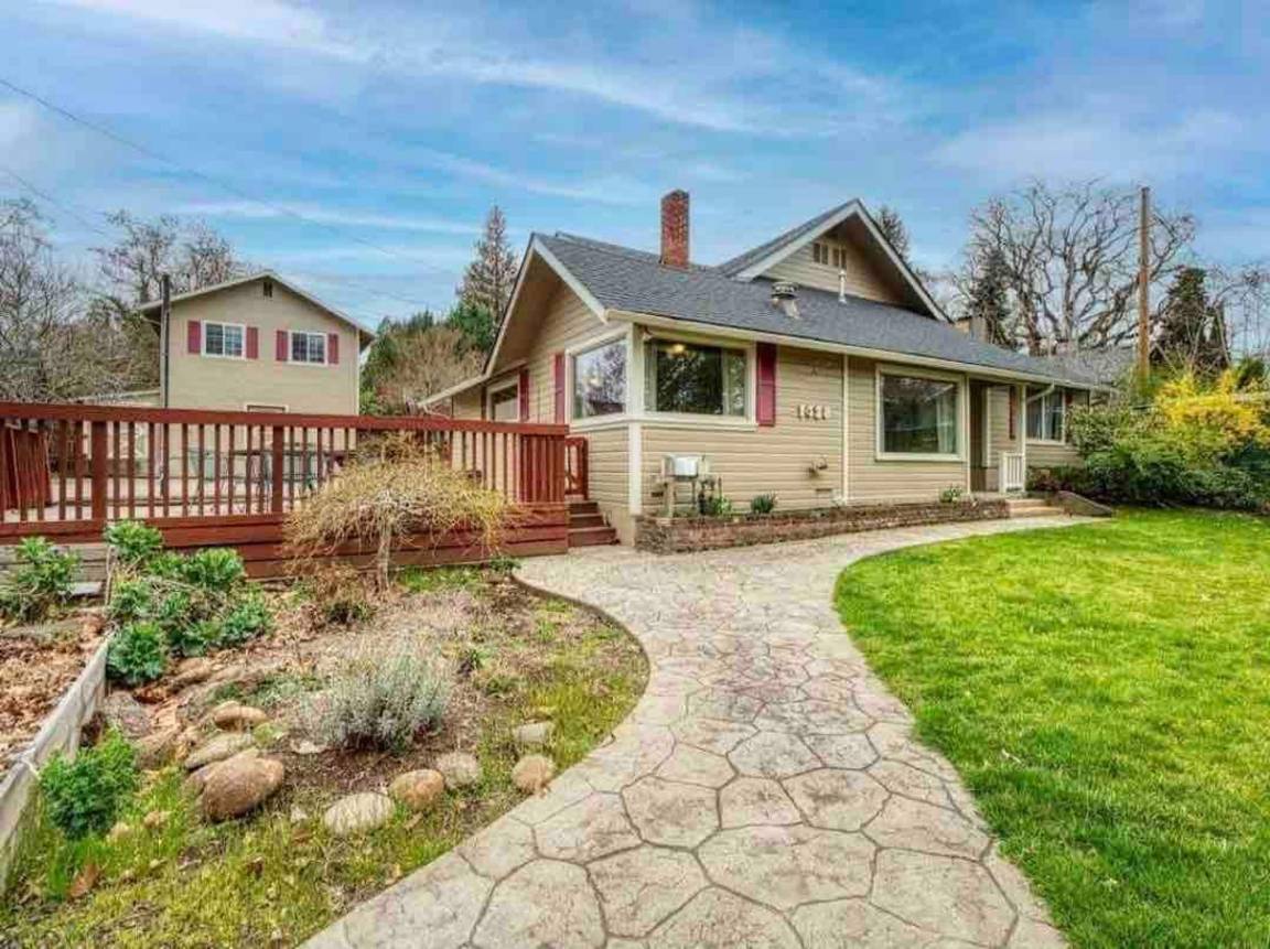 176 M² House ∙ 4 Bedrooms ∙ 12 Guests - Oregon