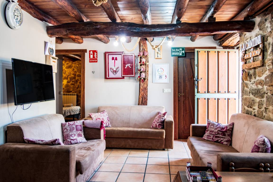 170 M² Casa ∙ 5 Habitaciones ∙ 11 Huéspedes - Avellaneda