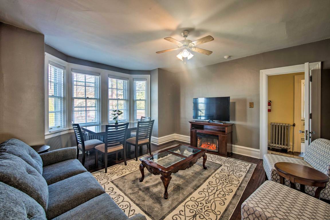 78 M² Apartment ∙ 2 Bedrooms ∙ 5 Guests - Reading, PA