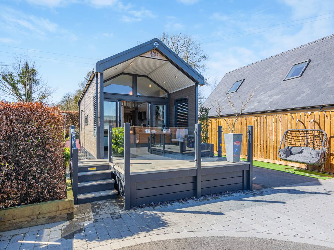 Cottage ∙ 2 Bedrooms ∙ 2 Guests - Thurstaston Beach