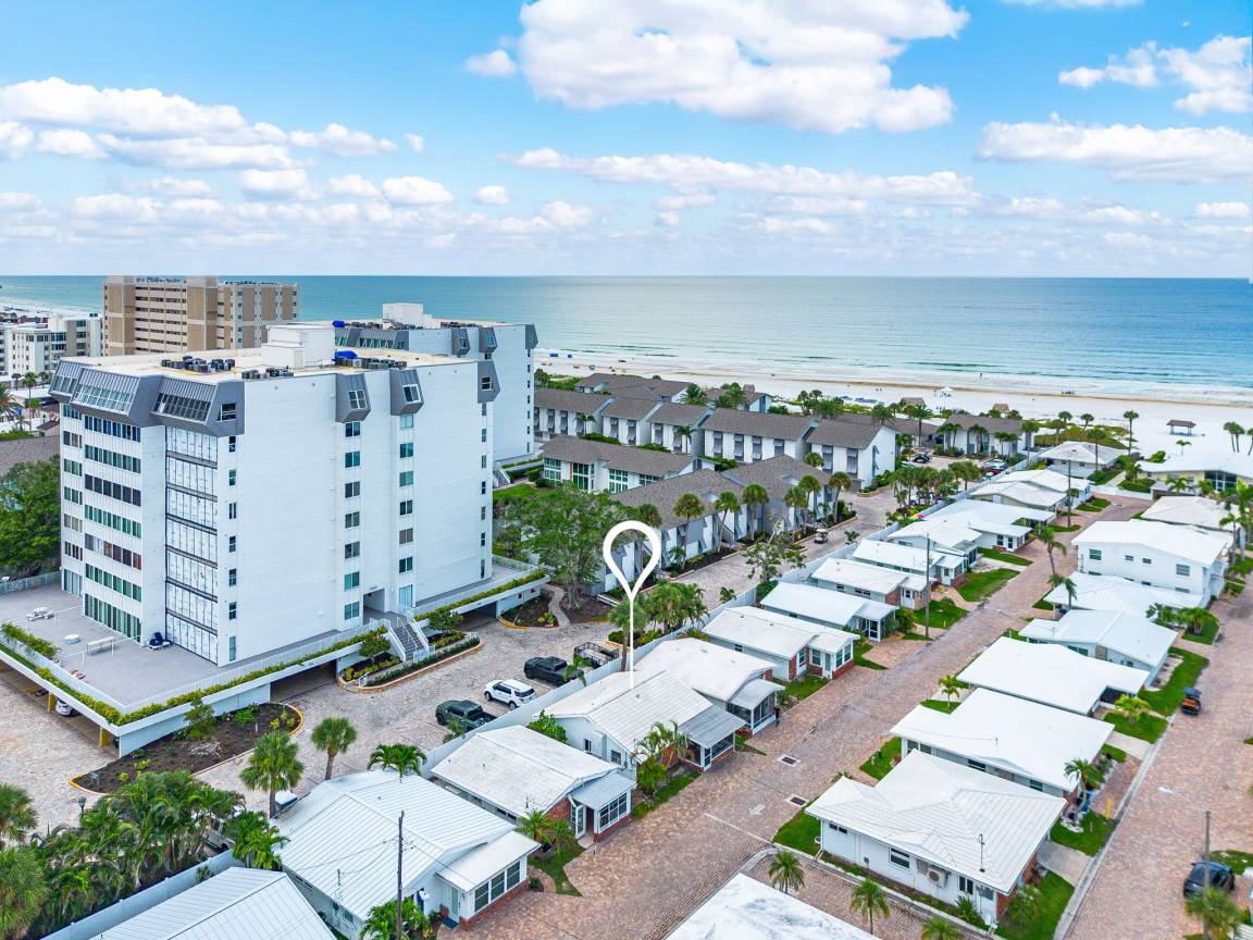 House ∙ 2 Bedrooms ∙ 6 Guests - Siesta Key, FL