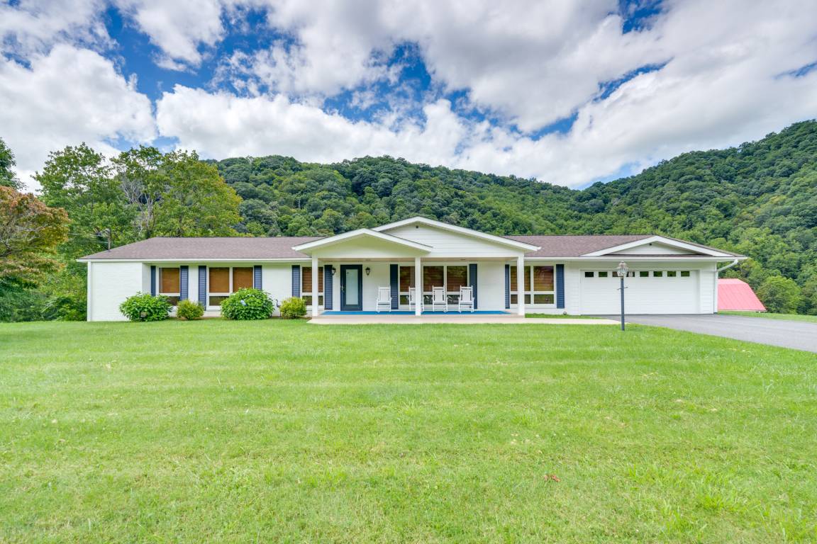 148 M² House ∙ 4 Bedrooms ∙ 6 Guests - Roan Mountain State Park, Roan Mountain