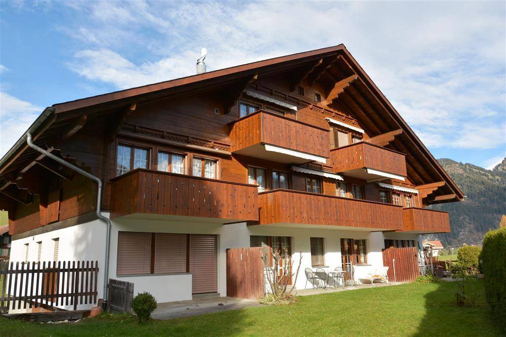 49 M² Apartment ∙ 1 Bedroom ∙ 4 Guests - Zweisimmen
