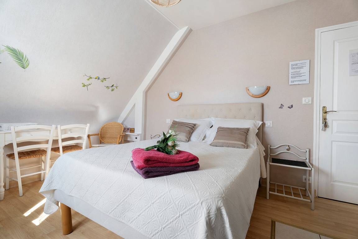 18 M² Chambre D'hôtes ∙ 1 Chambre ∙ 2 Personnes - Hirel