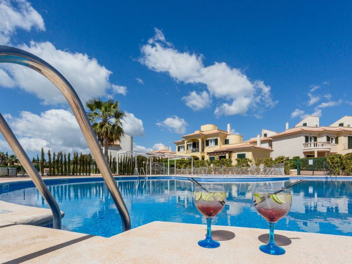 105 M² Huoneisto ∙ 2 Makuuhuonetta ∙ 4 Vierasta - Sa Ràpita